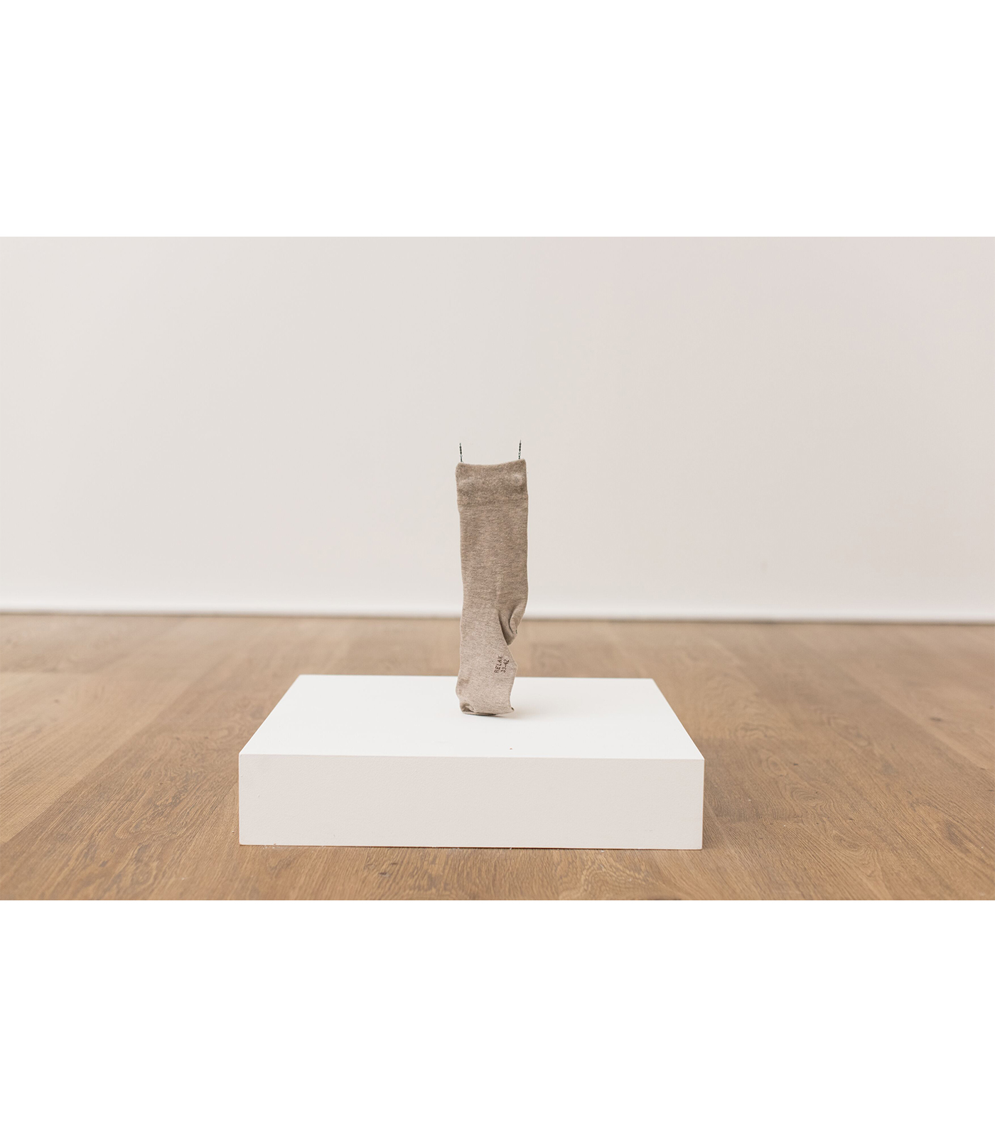 Work No. 3159 The Dancing Sock - Hauser & Wirth | Hauser & Wirth